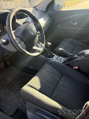 Melns Renault Megane 2013 Rīga, ar dzinēja tilpumu 1.50 L un nobraukumu 0 tūkst. km par 2100 €, foto 14 vietnē AUTOMOTO.COM.LV