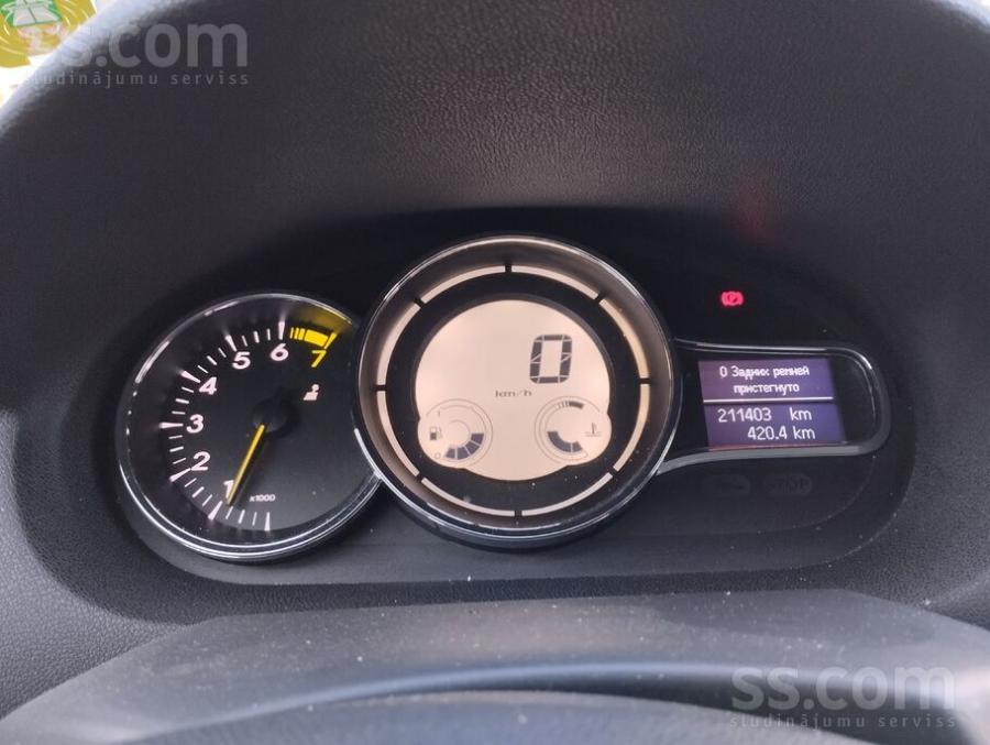 Melns Renault Megane 2013 Rīga, ar dzinēja tilpumu 1.40 L un nobraukumu 211 tūkst. km par 4500 €, foto 20 vietnē AUTOMOTO.COM.LV