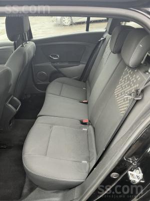 Melns Renault Megane 2013 Rīga, ar dzinēja tilpumu 1.50 L un nobraukumu 258 tūkst. km par 3400 €, foto 11 vietnē AUTOMOTO.COM.LV