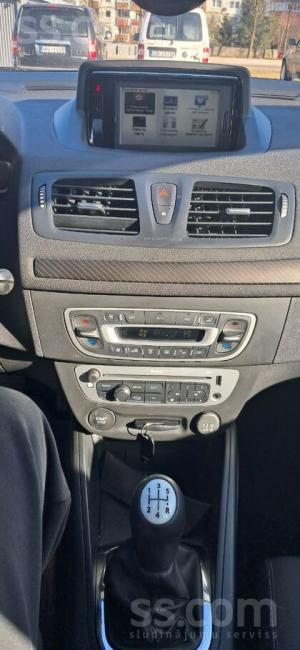 Melns Renault Megane 2013 Rīga, ar dzinēja tilpumu 1.50 L un nobraukumu 258 tūkst. km par 3400 €, foto 13 vietnē AUTOMOTO.COM.LV