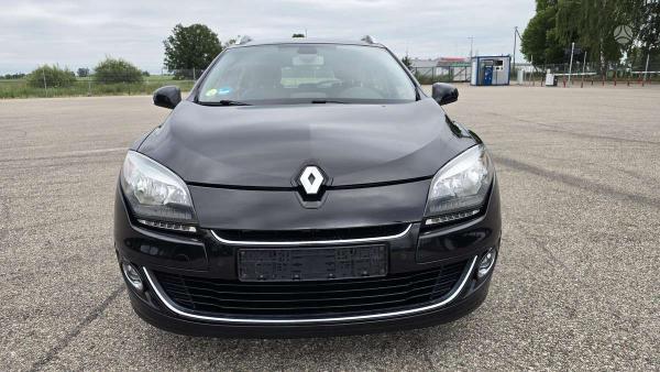 Black Renault Megane 2013 in Marijampole, with an engine capacity of 1.46 L and mileage of 293 thousand km for 3700 €, photo 3 on AUTOMOTO.COM.LV