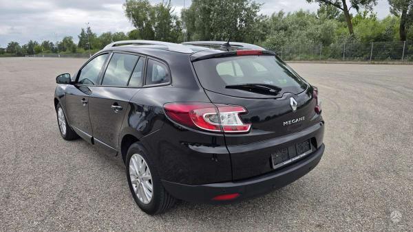 Black Renault Megane 2013 in Marijampole, with an engine capacity of 1.46 L and mileage of 293 thousand km for 3700 €, photo 4 on AUTOMOTO.COM.LV