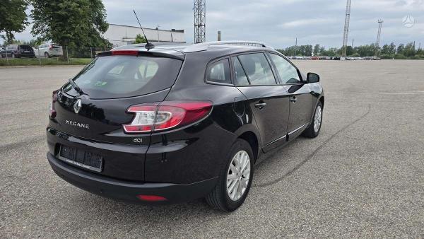Black Renault Megane 2013 in Marijampole, with an engine capacity of 1.46 L and mileage of 293 thousand km for 3700 €, photo 5 on AUTOMOTO.COM.LV