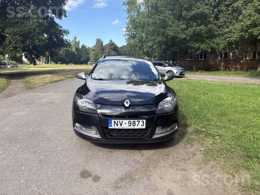 Melns Renault Megane 2013 Rīga, ar dzinēja tilpumu 1.50 L un nobraukumu 247 tūkst. km par 3200 €, foto 1 vietnē AUTOMOTO.COM.LV