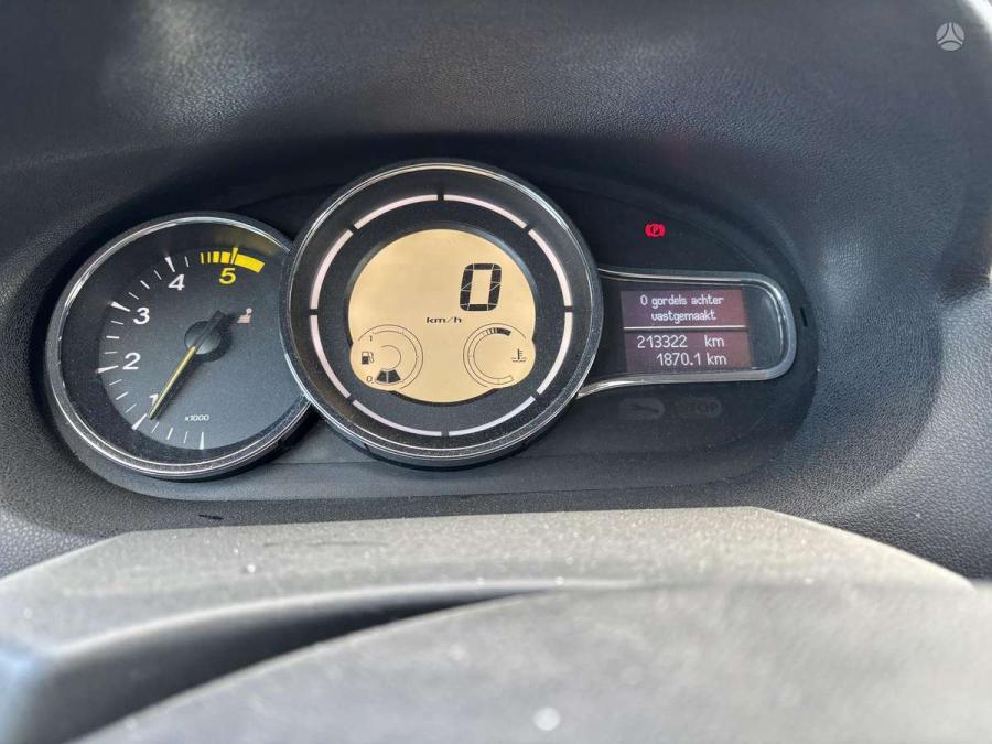 Черный Рено Меган 2013 в Таураге, объемом двигателя 1.46 л и пробегом 210 тыс. км за 2800 €, фото 9 на AUTOMOTO.COM.LV