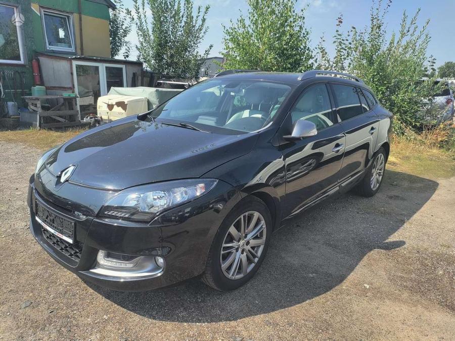 Black Renault Megane 2013 in Kaunas, with an engine capacity of 1.50 L and mileage of 280 thousand km for 4350 €, photo 1 on AUTOMOTO.COM.LV