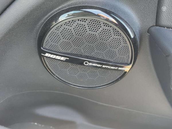 Black Renault Megane 2013 in Kaunas, with an engine capacity of 1.50 L and mileage of 280 thousand km for 4350 €, photo 3 on AUTOMOTO.COM.LV