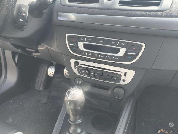 Black Renault Megane 2013 in Kaunas, with an engine capacity of 1.50 L and mileage of 280 thousand km for 4350 €, photo 7 on AUTOMOTO.COM.LV