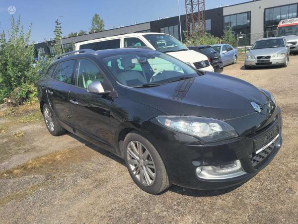 Black Renault Megane 2013 in Kaunas, with an engine capacity of 1.50 L and mileage of 280 thousand km for 4350 €, photo 9 on AUTOMOTO.COM.LV