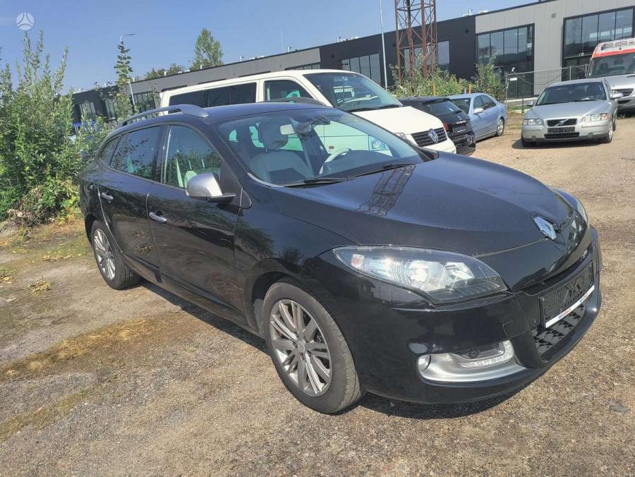 Black Renault Megane 2013 in Kaunas, with an engine capacity of 1.50 L and mileage of 280 thousand km for 4350 €, photo 10 on AUTOMOTO.COM.LV