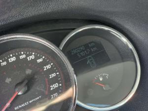 Black Renault Megane 2013 in Kaunas, with an engine capacity of 1.50 L and mileage of 280 thousand km for 4350 €, photo 15 on AUTOMOTO.COM.LV