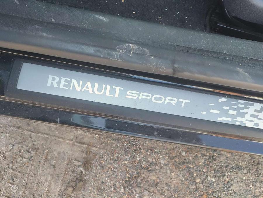 Black Renault Megane 2013 in Kaunas, with an engine capacity of 1.50 L and mileage of 280 thousand km for 4350 €, photo 17 on AUTOMOTO.COM.LV