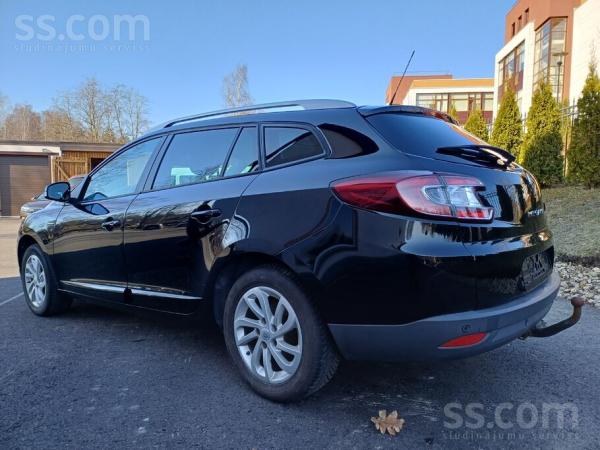 Melns Renault Megane 2014 Valmiera, ar dzinēja tilpumu 1.20 L un nobraukumu 208 tūkst. km par 4500 €, foto 2 vietnē AUTOMOTO.COM.LV