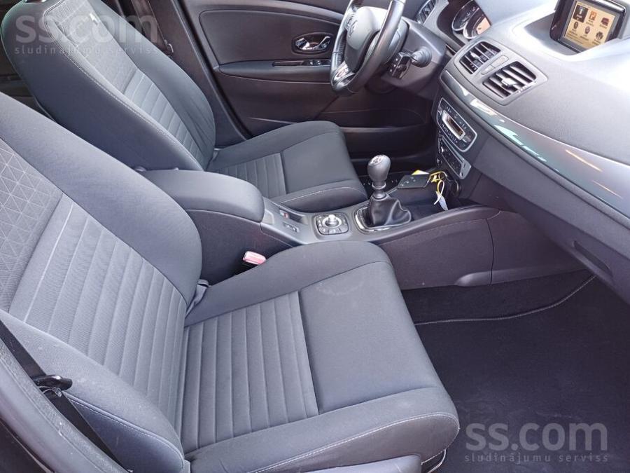 Melns Renault Megane 2014 Valmiera, ar dzinēja tilpumu 1.20 L un nobraukumu 208 tūkst. km par 4500 €, foto 13 vietnē AUTOMOTO.COM.LV