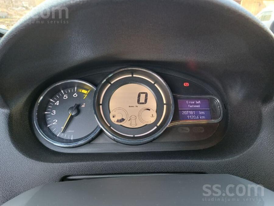 Melns Renault Megane 2014 Valmiera, ar dzinēja tilpumu 1.20 L un nobraukumu 208 tūkst. km par 4500 €, foto 16 vietnē AUTOMOTO.COM.LV
