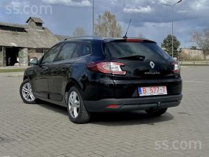 Black Renault Megane 2014 in Cesis, with an engine capacity of 1.60 L and mileage of 0 thousand km for 5350 €, photo 3 on AUTOMOTO.COM.LV
