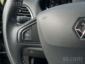 Black Renault Megane 2014 in Cesis, with an engine capacity of 1.60 L and mileage of 0 thousand km for 5350 €, photo 20 on AUTOMOTO.COM.LV