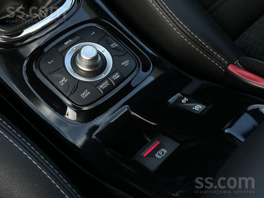 Black Renault Megane 2014 in Cesis, with an engine capacity of 1.60 L and mileage of 0 thousand km for 5350 €, photo 23 on AUTOMOTO.COM.LV