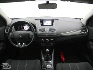 Black Renault Megane 2015 in Vilnius, with an engine capacity of 1.50 L and mileage of 231 thousand km for 5299 €, photo 2 on AUTOMOTO.COM.LV