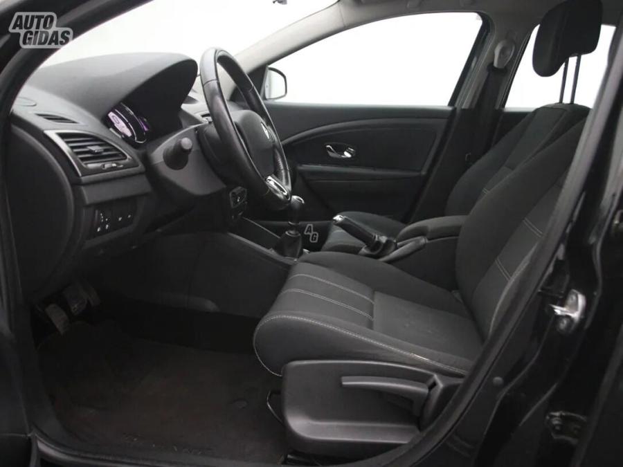 Black Renault Megane 2015 in Vilnius, with an engine capacity of 1.50 L and mileage of 231 thousand km for 5299 €, photo 4 on AUTOMOTO.COM.LV