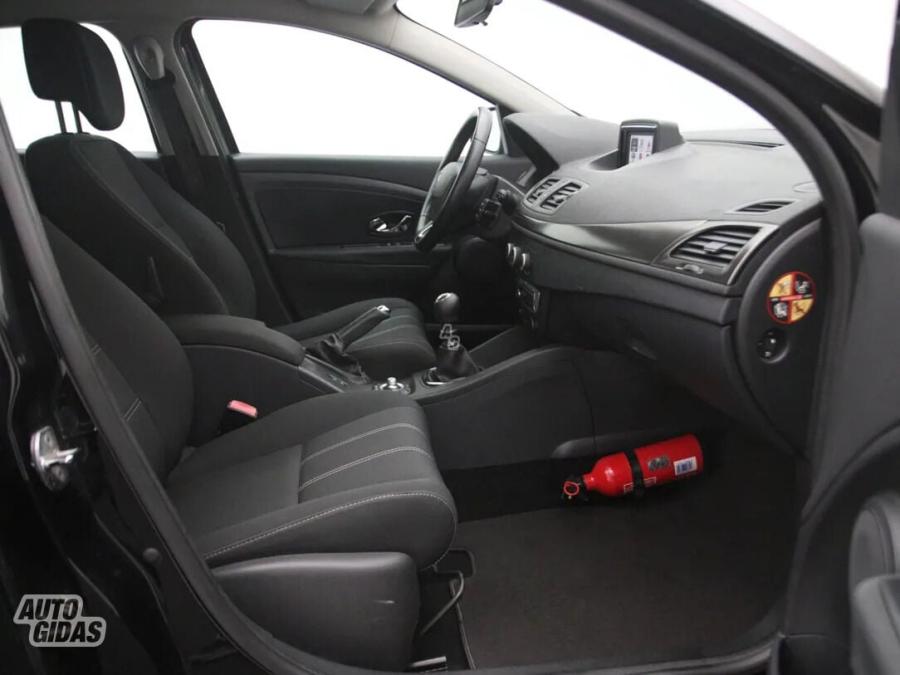 Black Renault Megane 2015 in Vilnius, with an engine capacity of 1.50 L and mileage of 231 thousand km for 5299 €, photo 14 on AUTOMOTO.COM.LV