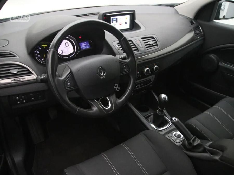 Black Renault Megane 2015 in Vilnius, with an engine capacity of 1.50 L and mileage of 231 thousand km for 5299 €, photo 16 on AUTOMOTO.COM.LV