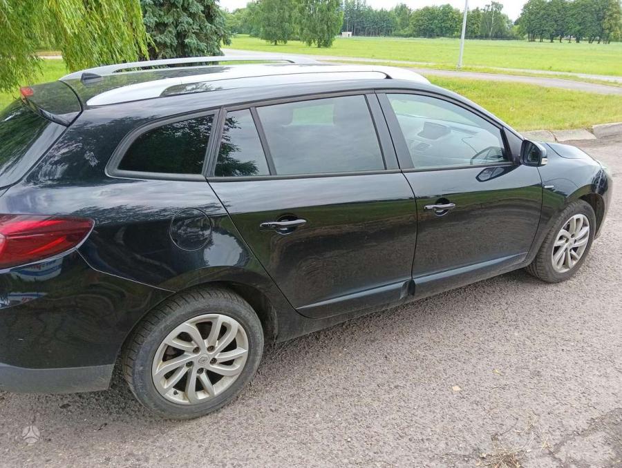 Black Renault Megane 2016 in Marijampole, with an engine capacity of 1.46 L and mileage of 308 thousand km for 3400 €, photo 8 on AUTOMOTO.COM.LV