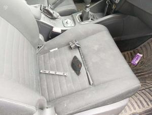 Black Renault Megane 2016 in Marijampole, with an engine capacity of 1.46 L and mileage of 308 thousand km for 3400 €, photo 9 on AUTOMOTO.COM.LV