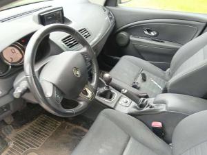 Black Renault Megane 2016 in Marijampole, with an engine capacity of 1.46 L and mileage of 308 thousand km for 3400 €, photo 17 on AUTOMOTO.COM.LV
