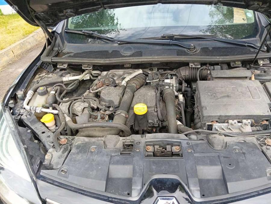Black Renault Megane 2016 in Marijampole, with an engine capacity of 1.46 L and mileage of 308 thousand km for 3400 €, photo 18 on AUTOMOTO.COM.LV