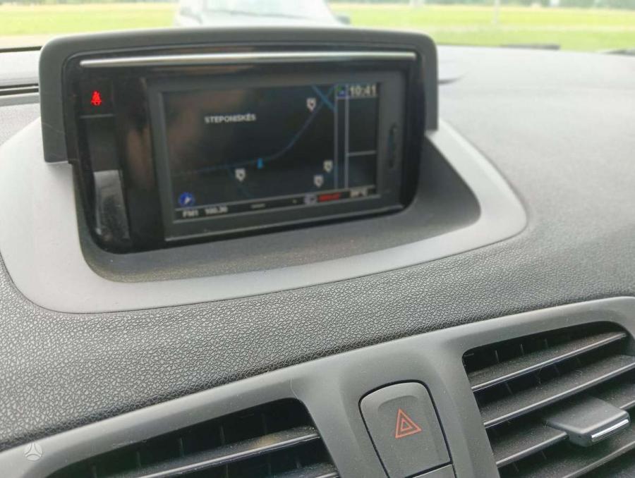 Black Renault Megane 2016 in Marijampole, with an engine capacity of 1.46 L and mileage of 308 thousand km for 3400 €, photo 22 on AUTOMOTO.COM.LV