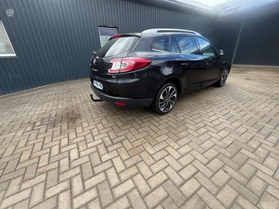 Black Renault Megane 2016 in Taurage, with an engine capacity of 1.20 L and mileage of 156 thousand km for 3500 €, photo 7 on AUTOMOTO.COM.LV