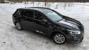 Black Renault Megane 2017 in Vilnius, with an engine capacity of 1.60 L and mileage of 197 thousand km for 6600 €, photo 5 on AUTOMOTO.COM.LV