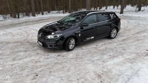 Black Renault Megane 2017 in Vilnius, with an engine capacity of 1.60 L and mileage of 197 thousand km for 6600 €, photo 6 on AUTOMOTO.COM.LV