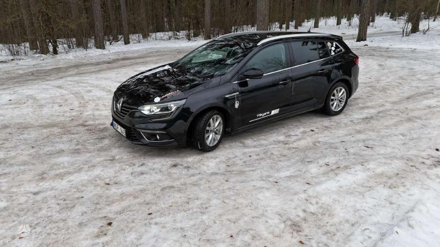 Black Renault Megane 2017 in Vilnius, with an engine capacity of 1.60 L and mileage of 197 thousand km for 6600 €, photo 6 on AUTOMOTO.COM.LV