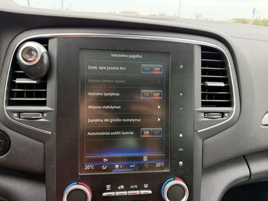 Black Renault Megane 2017 in Taurage, with an engine capacity of 1.60 L and mileage of 265 thousand km for 5400 €, photo 21 on AUTOMOTO.COM.LV