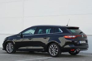 Black Renault Megane 2017 in Riga, with an engine capacity of 1.60 L and mileage of 187 thousand km for 7600 €, photo 6 on AUTOMOTO.COM.LV