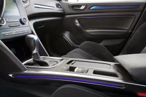 Black Renault Megane 2017 in Riga, with an engine capacity of 1.60 L and mileage of 187 thousand km for 7600 €, photo 19 on AUTOMOTO.COM.LV