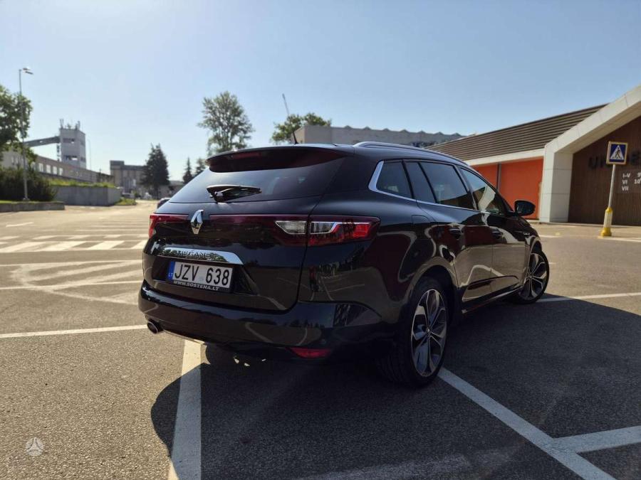 Black Renault Megane 2017 in Vilnius, with an engine capacity of 1.60 L and mileage of 164 thousand km for 8900 €, photo 5 on AUTOMOTO.COM.LV