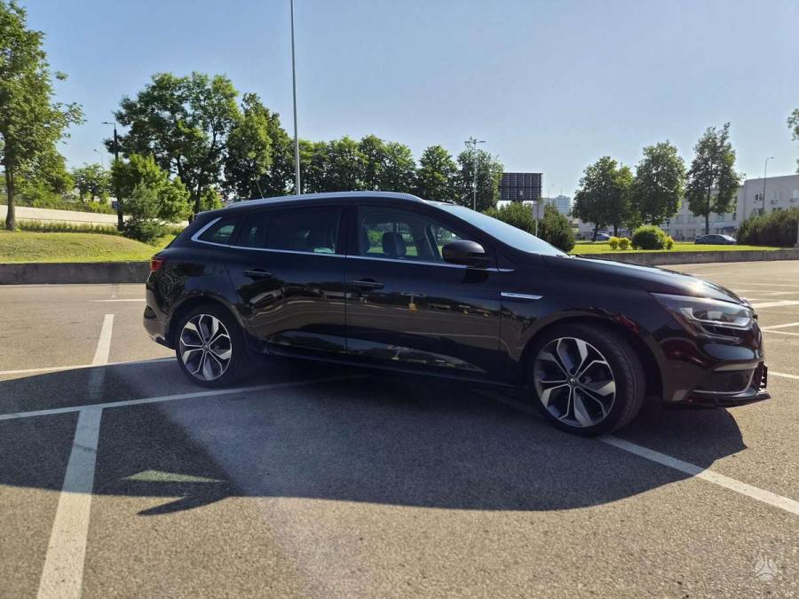 Black Renault Megane 2017 in Vilnius, with an engine capacity of 1.60 L and mileage of 164 thousand km for 8900 €, photo 6 on AUTOMOTO.COM.LV