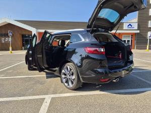 Black Renault Megane 2017 in Vilnius, with an engine capacity of 1.60 L and mileage of 164 thousand km for 8900 €, photo 9 on AUTOMOTO.COM.LV