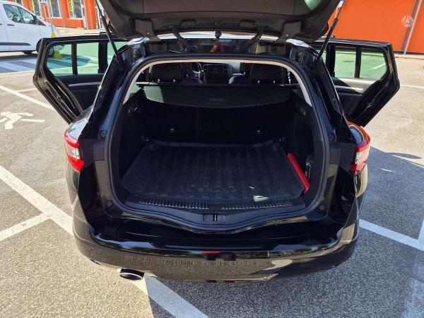 Melns Renault Megane 2017 Viļņa, ar dzinēja tilpumu 1.60 L un nobraukumu 164 tūkst. km par 8900 €, foto 9 vietnē AUTOMOTO.COM.LV