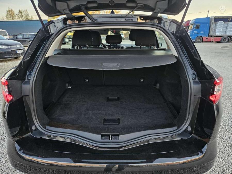 Black Renault Megane 2017 in Radviliskis, with an engine capacity of 1.46 L and mileage of 285 thousand km for 5550 €, photo 30 on AUTOMOTO.COM.LV
