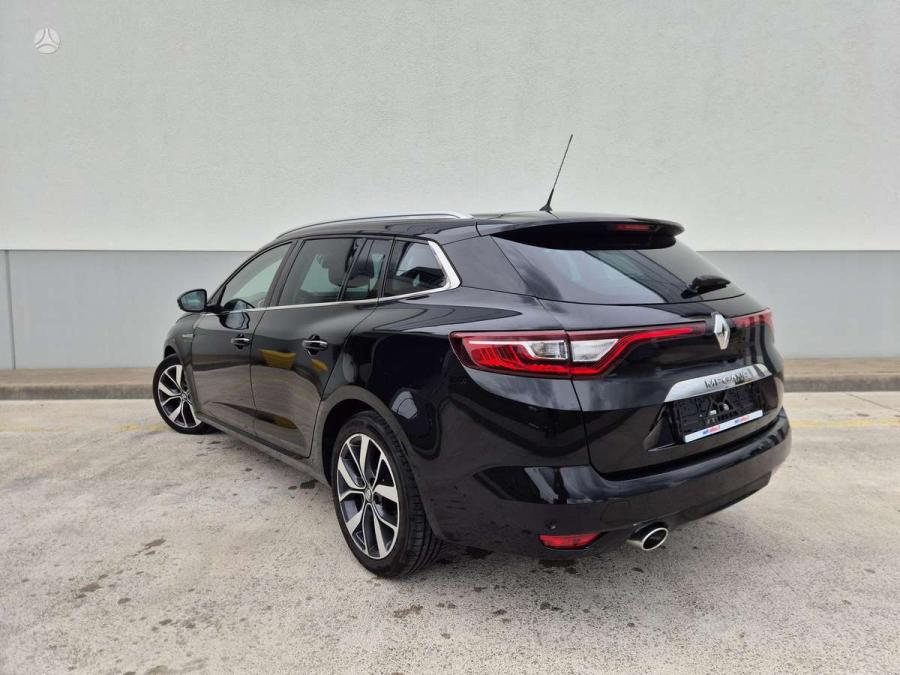Melns Renault Megane 2017 Kauņa, ar dzinēja tilpumu 1.46 L un nobraukumu 250 tūkst. km par 5999 €, foto 4 vietnē AUTOMOTO.COM.LV