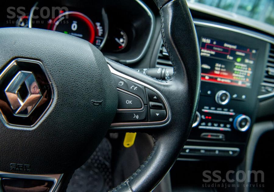 Black Renault Megane 2017 in Cesis, with an engine capacity of 1.20 L and mileage of 112 thousand km for 7950 €, photo 15 on AUTOMOTO.COM.LV