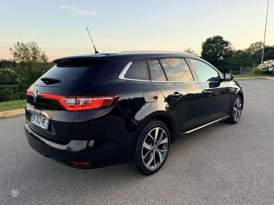 Melns Renault Megane 2017 Tauragė, ar dzinēja tilpumu 1.60 L un nobraukumu 265 tūkst. km par 5900 €, foto 10 vietnē AUTOMOTO.COM.LV