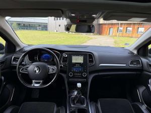 Melns Renault Megane 2017 Tauragė, ar dzinēja tilpumu 1.60 L un nobraukumu 265 tūkst. km par 5900 €, foto 18 vietnē AUTOMOTO.COM.LV