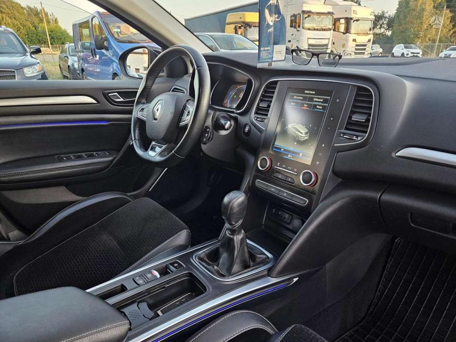 Melns Renault Megane 2017 Radviliškis, ar dzinēja tilpumu 1.60 L un nobraukumu 264 tūkst. km par 6100 €, foto 17 vietnē AUTOMOTO.COM.LV
