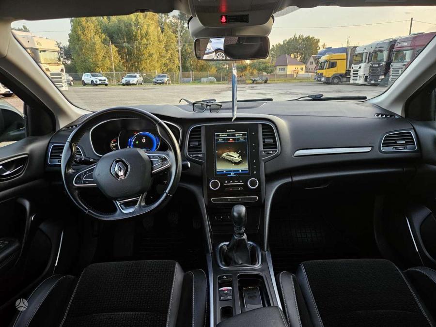 Melns Renault Megane 2017 Radviliškis, ar dzinēja tilpumu 1.60 L un nobraukumu 264 tūkst. km par 6100 €, foto 23 vietnē AUTOMOTO.COM.LV