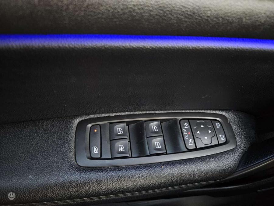 Melns Renault Megane 2017 Radviliškis, ar dzinēja tilpumu 1.60 L un nobraukumu 264 tūkst. km par 6100 €, foto 30 vietnē AUTOMOTO.COM.LV